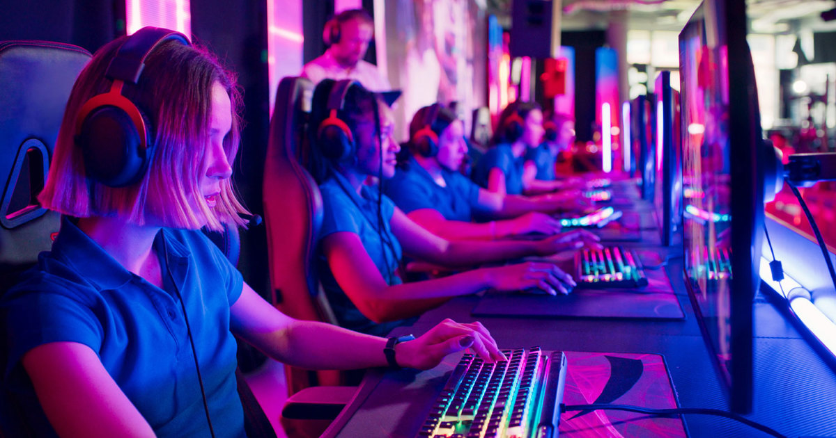 Esports: An Immersive Fan Experience